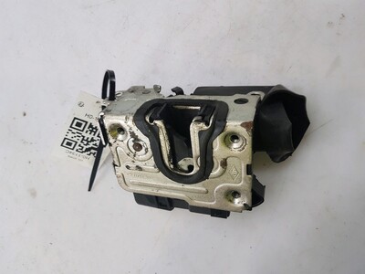 Left front door lock used - Dacia SANDERO - 8200735225 - GPA