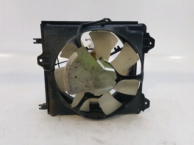 Radiator fan + mounting used - Toyota RAV4 - 1636328160 - GPA