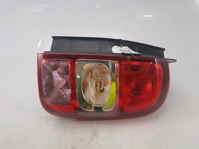 Right rear light used - Dacia DUSTER - 265506837R - GPA