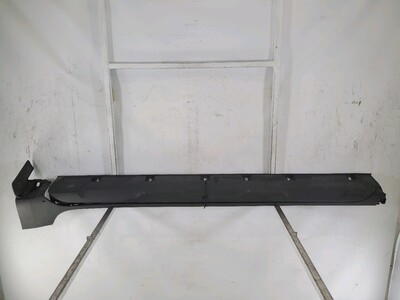 Left body rocker used - Dacia DUSTER - 768519302R - GPA