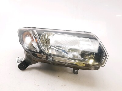 Phare droit occasion - Dacia SANDERO - 260105344R - GPA