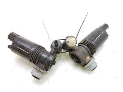 Washer fluid pump used - Land Rover RANGE ROVER - LR083803 - GPA