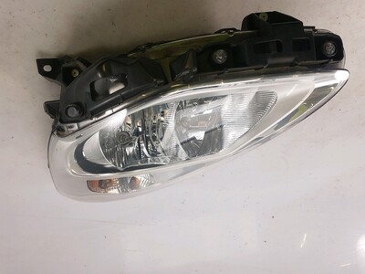 Left headlight used - Renault CLIO 3 PHASE 2 (2009) - GPA