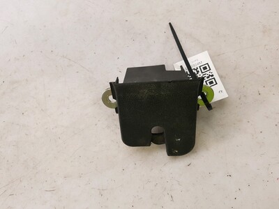 Serrure de hayon occasion - Skoda YETI - 5L6827505E - GPA