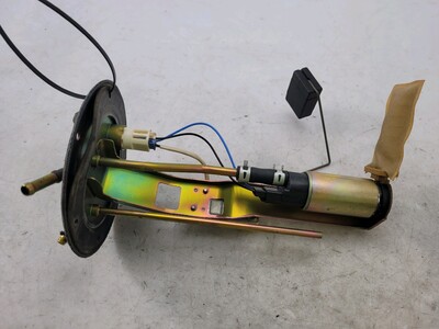 Fuel pump used - Suzuki GRAND VITARA - 15100-65D02 - GPA