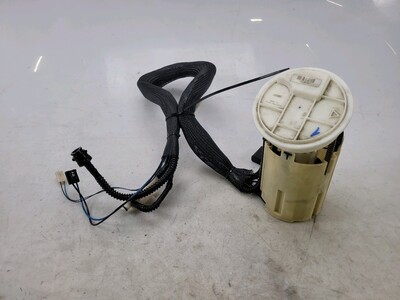 Pompe à carburant électrique occasion - Mercedes CLASSE C 2 PHASE 2 ...