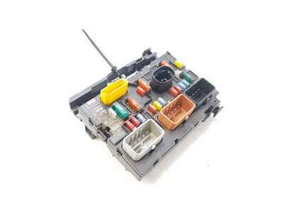 Built-in System Interface (BSI) used - Citroen C4 PICASSO - 9661708080 ...