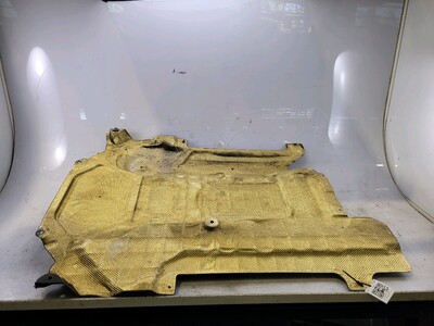 Under-engine protection used - Mercedes CLASSE C - 2045240101 - GPA