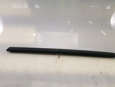 Right front door trim used - Peugeot 2008 - 96 784 066 XT - GPA