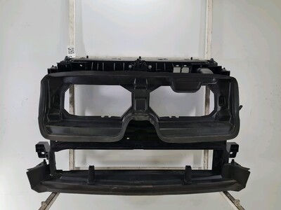 Front cowling used - Mercedes CLASSE T - 4208855300 - GPA