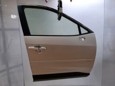 Right front door used - Toyota RAV4 - 6700142161 - GPA