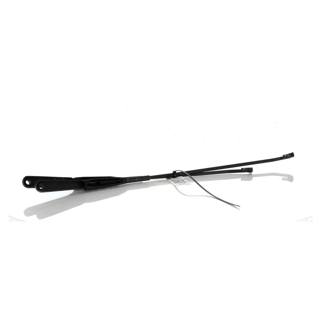 Front wiper arms (x2) used - Renault TRAFIC - 7701050582 - GPA