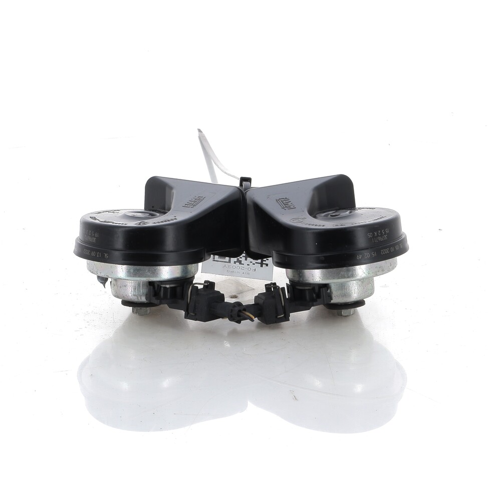 Horn used - Volvo C30 - 30796712 - GPA