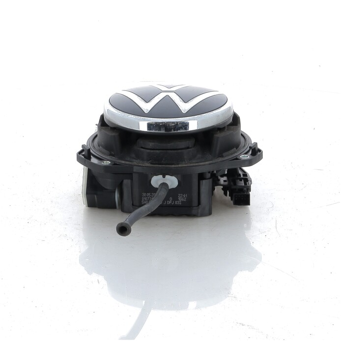 Rear tailgate handle used - Volkswagen GOLF - 5H0827469T DPJ - GPA